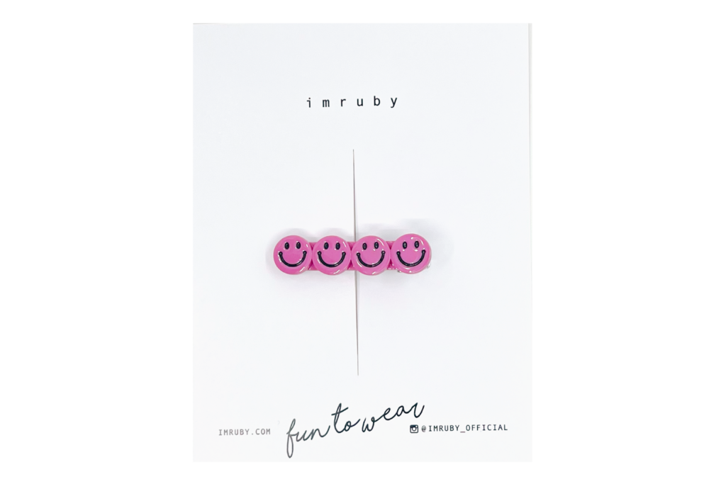 Imruby - Eva Smiley clip | Little Department Store